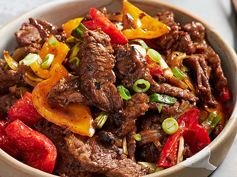 Black Pepper Beef, Sugar Snap Pea and Pepper Stir fry Recipe - Samsung Food