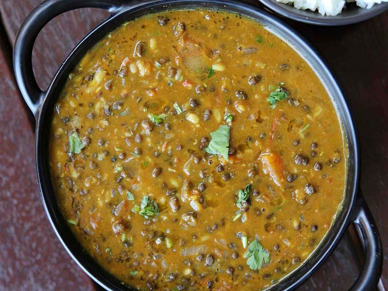Kathiyawadi Adad Dal Recipe- Spicy Urad Dal — Samsung Food