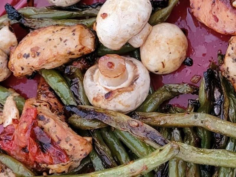 Tuscan Garlic Sheet Pan Dinner Recipe | Samsung Food App