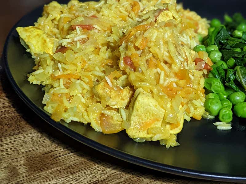 Bariis Iskukaris - One Pot Somali Rice & Chicken Recipe | Samsung Food App