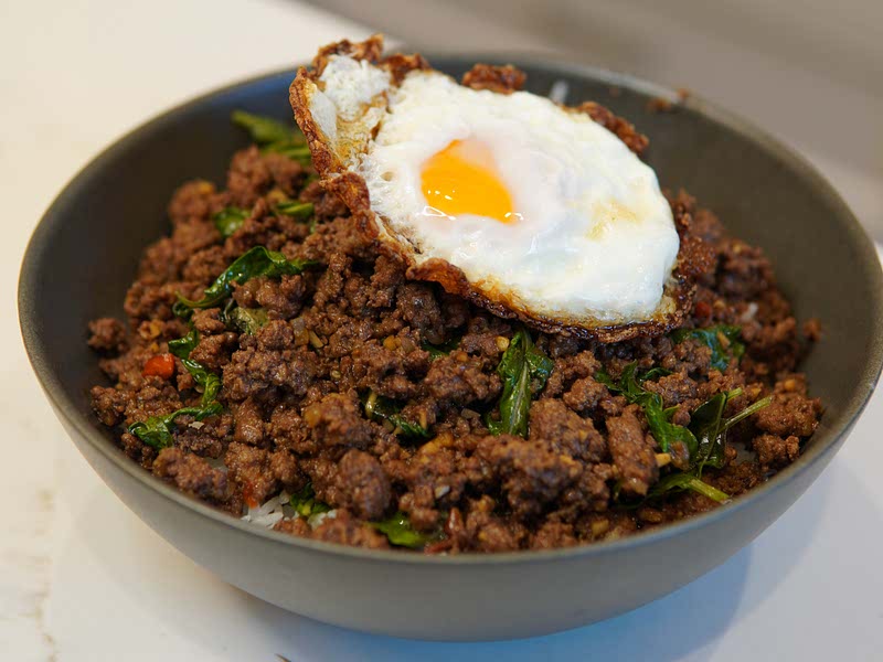 Thai Holy Basil Stir Fry with Beef (Pad Kra Pao) Recipe — Samsung Food