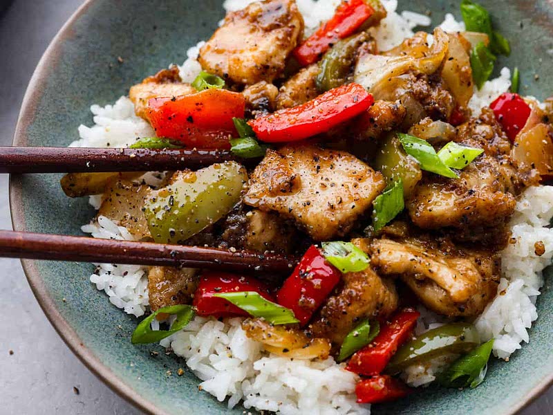 Kai Himmapan (Pineapple Cashew Chicken) Recipe - Samsung Food