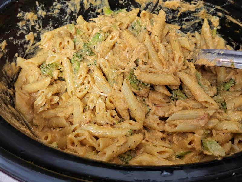 Crockpot Creamy Chicken Pasta Recipe — Samsung Food