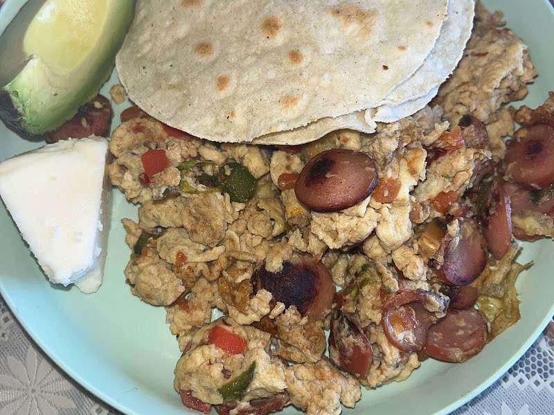 HUEVO CON WEENIE A LA MEXICANA Recipe — Samsung Food