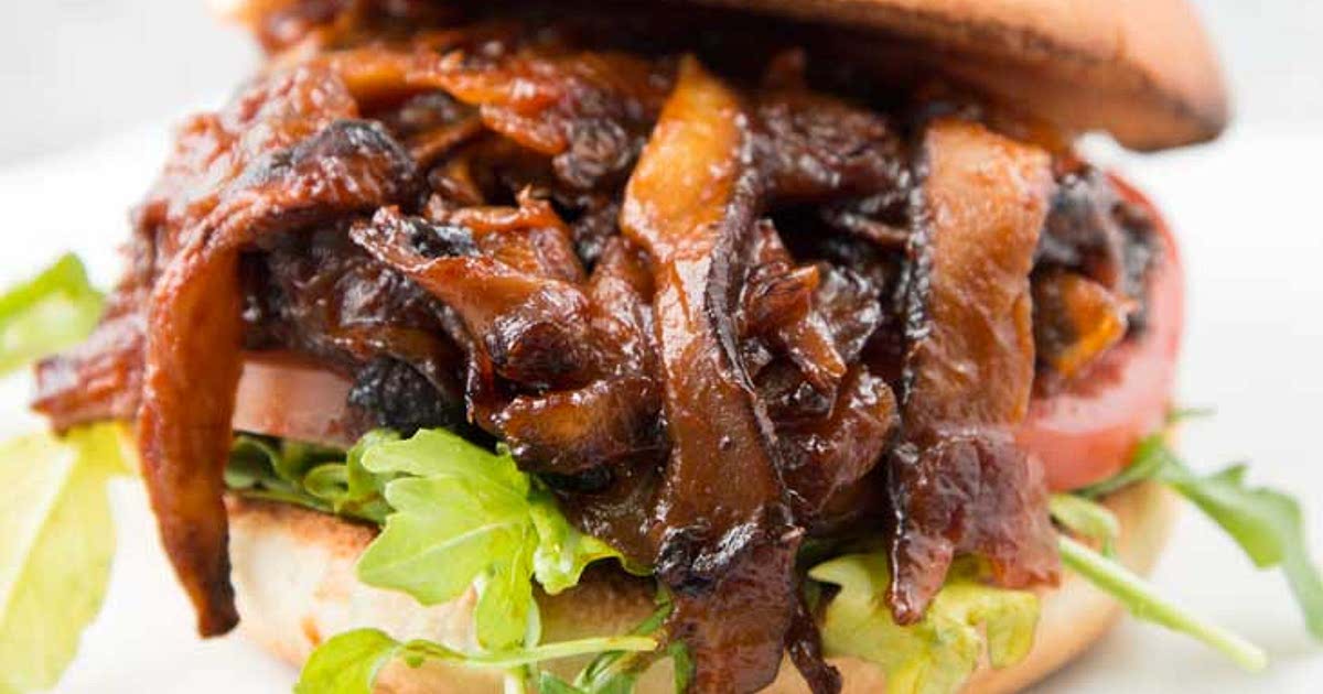 Pulled Shiitake Mushroom BBQ Sandwich Recipe | Samsung Food App