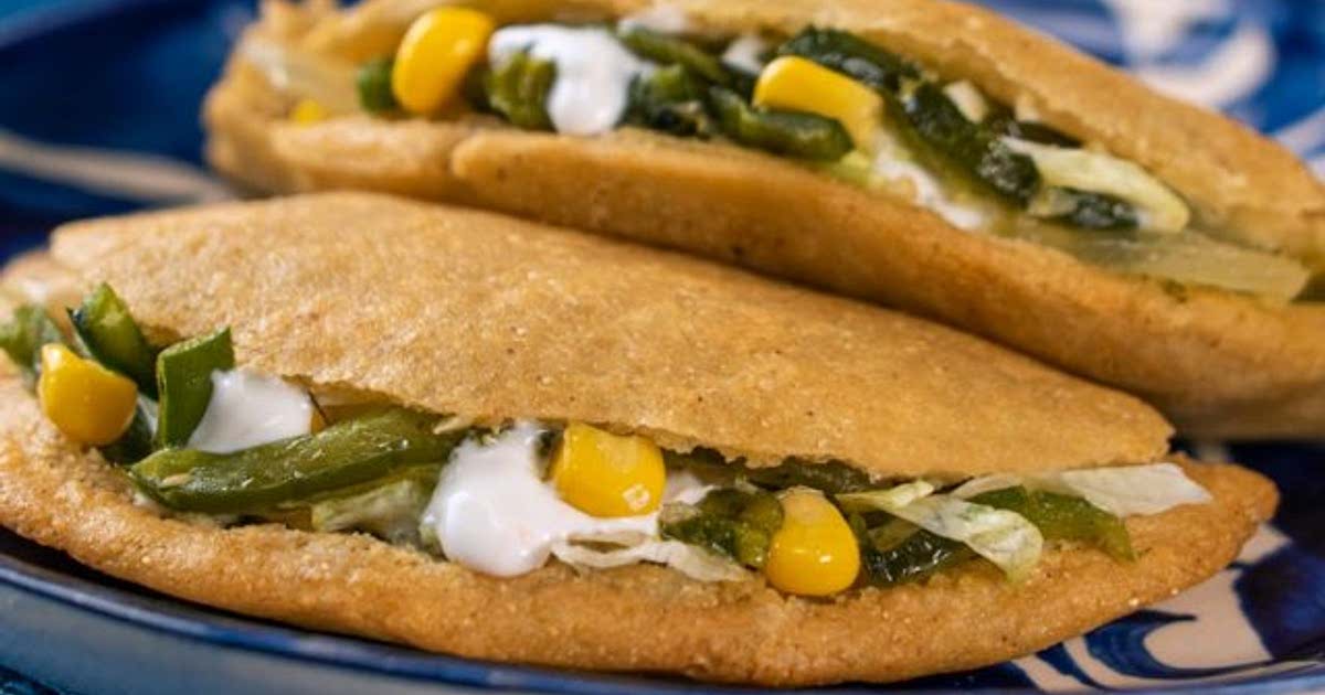 Quesadillas de Rajas con Queso Recipe — Samsung Food
