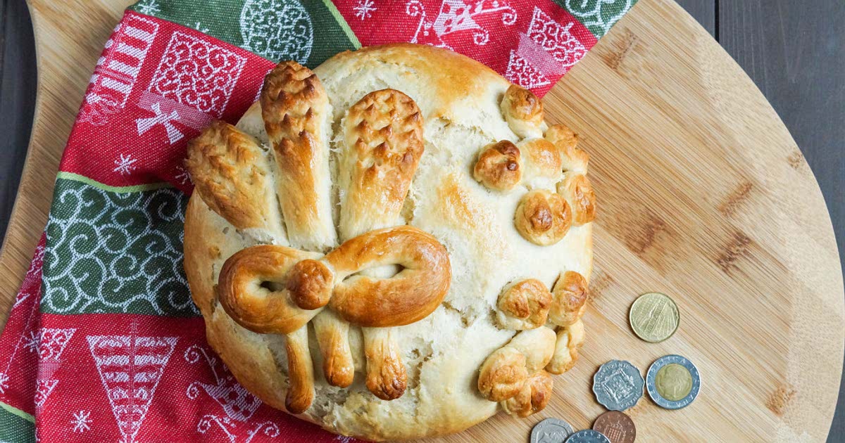 Koledna Pitka (Bulgarian Christmas Bread) - Tara's Multicultural Table ...