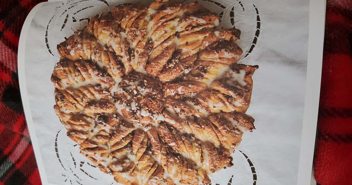 Maple Pecan Ring Recipe — Samsung Food