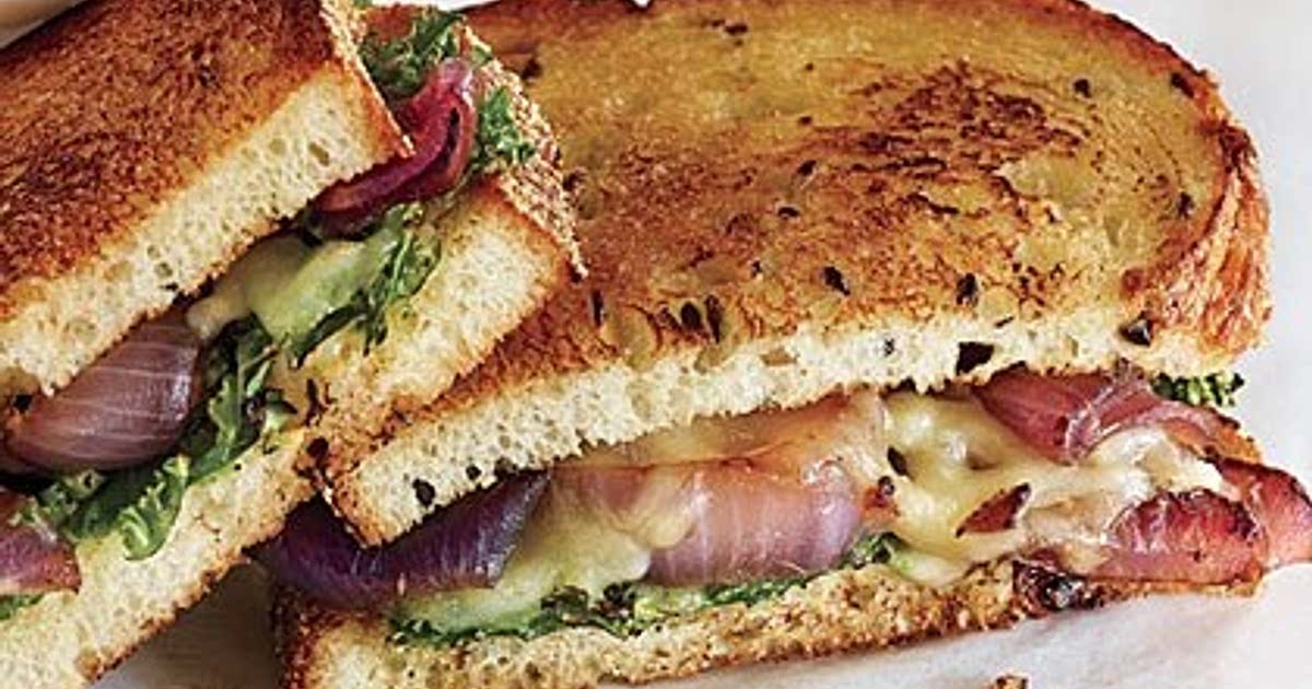 Kale and Caramelized Onion Grilled Cheese (Adult Grilled Cheese) Recipe ...
