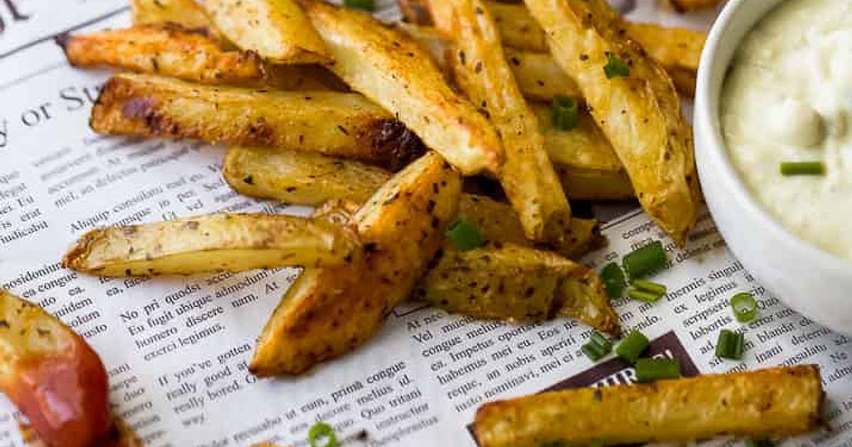 Crispy Baked Fries with Roasted Garlic Aioli Recipe - Samsung Food