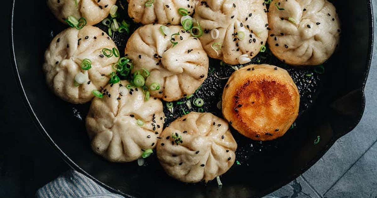 Sheng Jian Bao (生煎包, Shanghai Pan-Fried Pork Buns) Recipe — Samsung Food