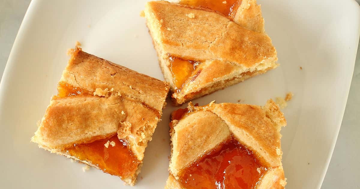 Russian Pirog with Apricot Preserves Recipe - Samsung Food