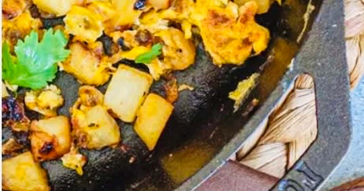 Mfarrakeh Bayd Wa’ Batata مفرّكة بيض وبطاطا Recipe | Samsung Food App