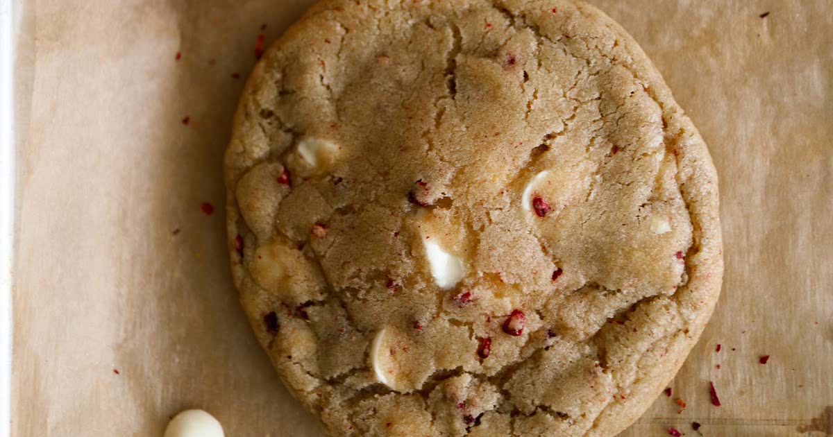 Subway White Chocolate Raspberry Cheesecake Cookies Recipe — Samsung Food