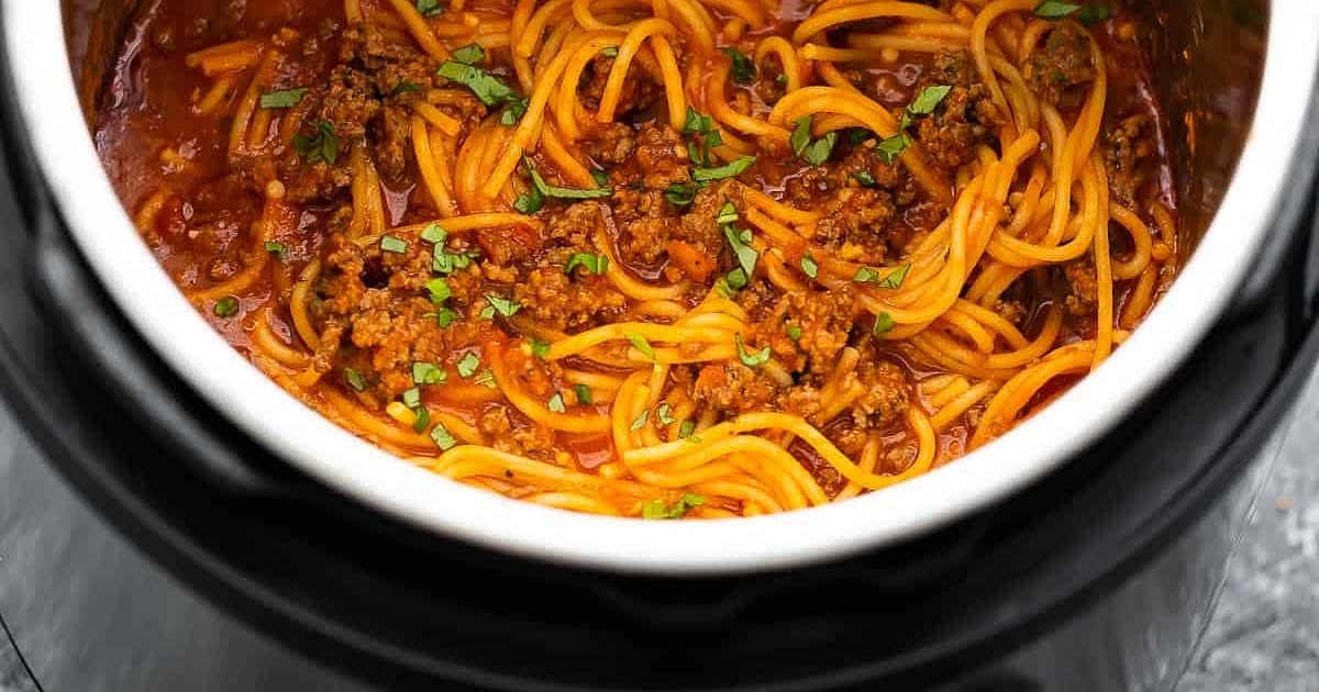 Instant Pot Spaghetti and Meat Sauce Recipe — Samsung Food