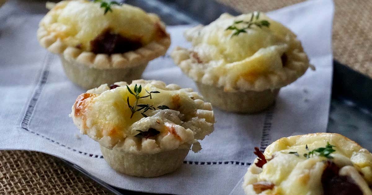 Mini Tarts with Roast Beef and Gruyère Recipe - Samsung Food