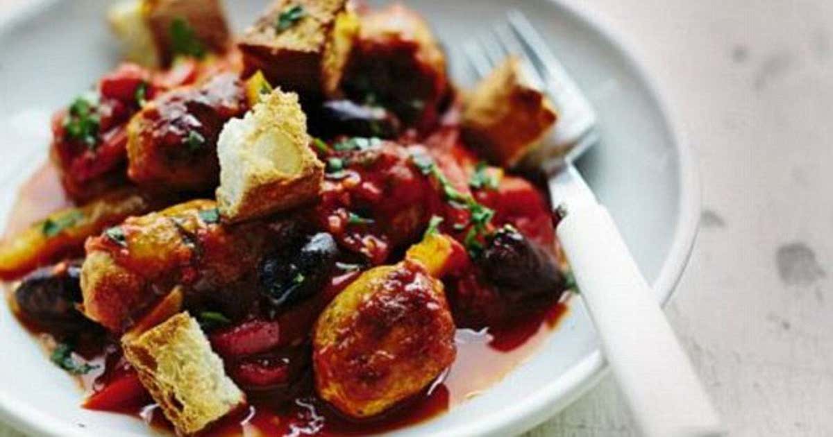 Gino's real Italian food pronto: Italian sausage stew with peppers and ...