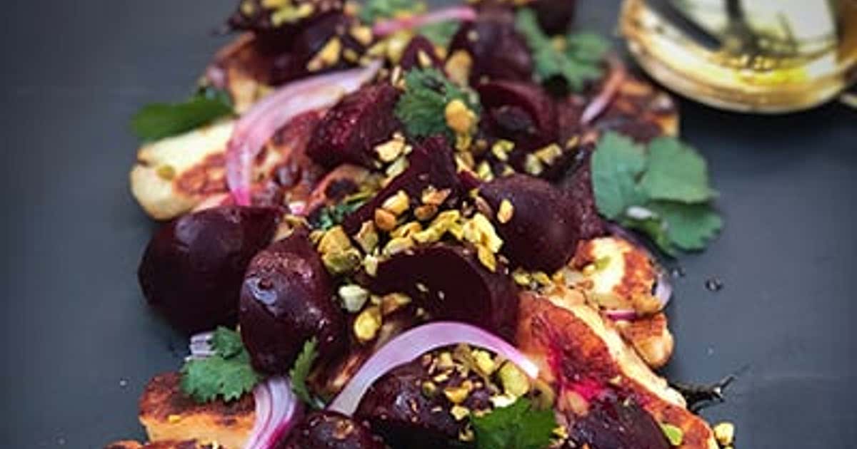 Roasted Beetroot Salad with Halloumi and Pomegranate Glaze Recipe ...