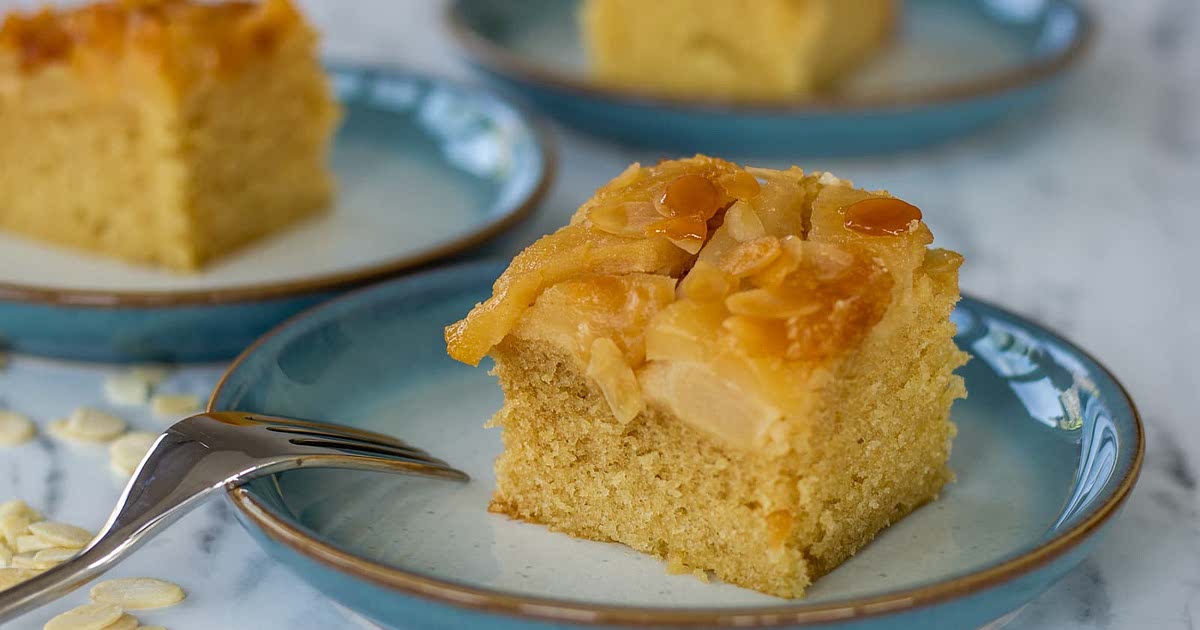 Slow Cooker Pear and Almond Sponge Recipe - Samsung Food