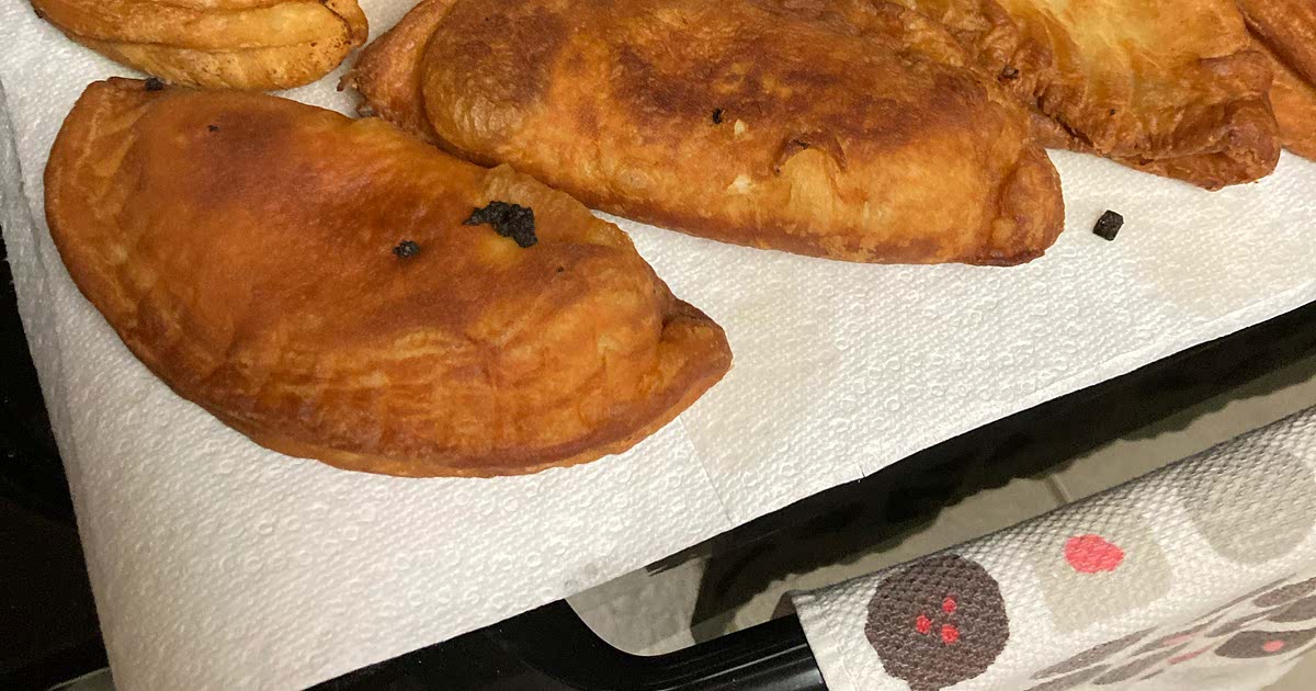 Empanadas (Beef Turnovers) Recipe - Samsung Food