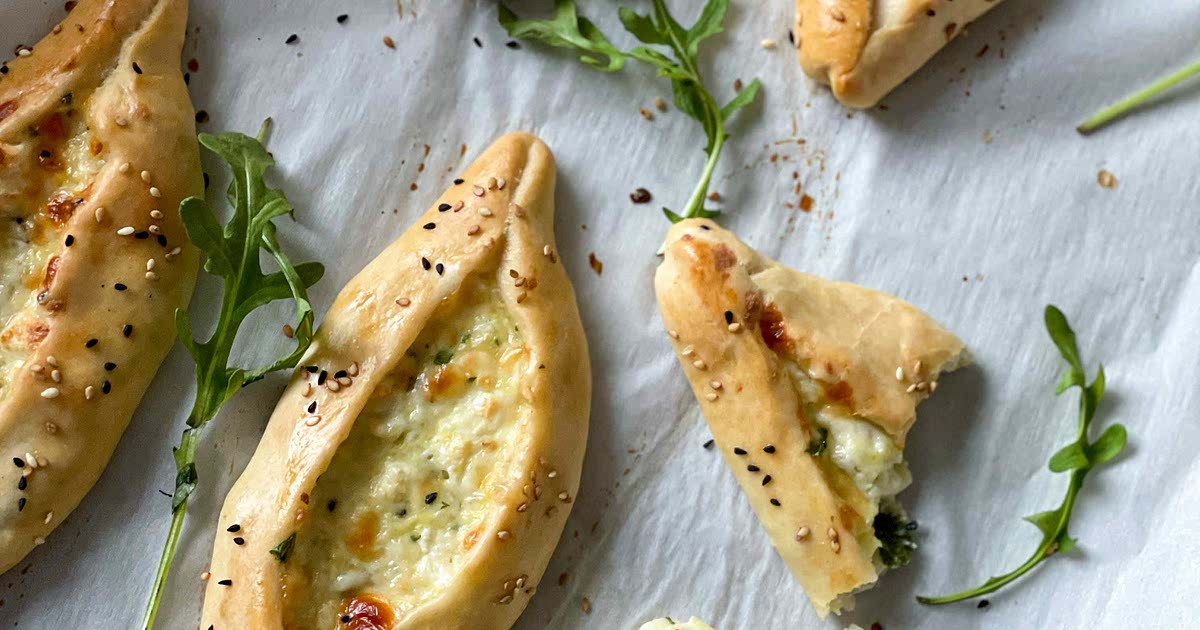 Cheese boats Recipe — Samsung Food