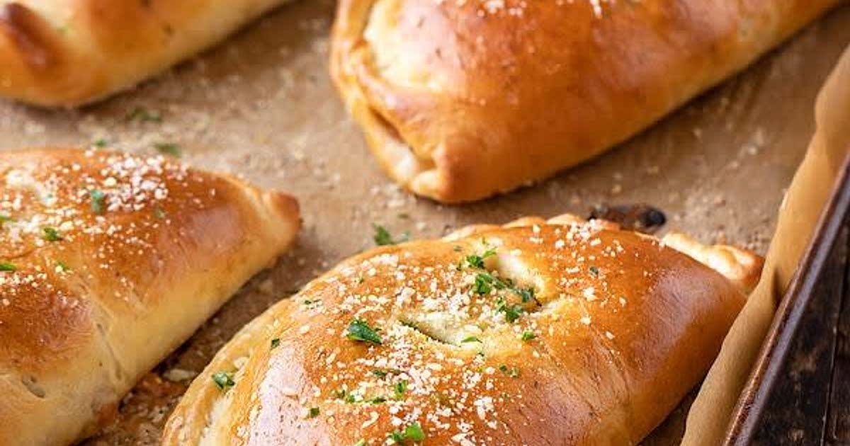 Mini Pizzas Calzone Recipe - Samsung Food