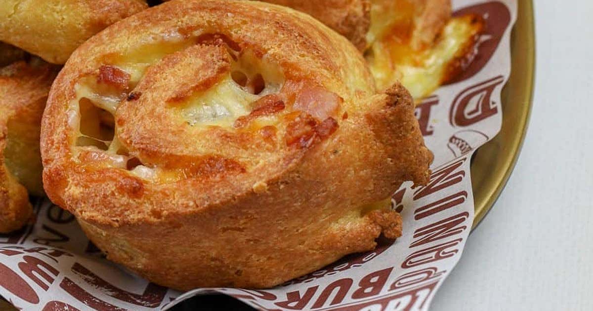 Keto Cheese and Bacon Scrolls Recipe - Samsung Food