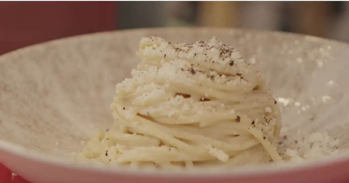 Original Cacio e pepe by Luciano Monosilio Recipe — Samsung Food