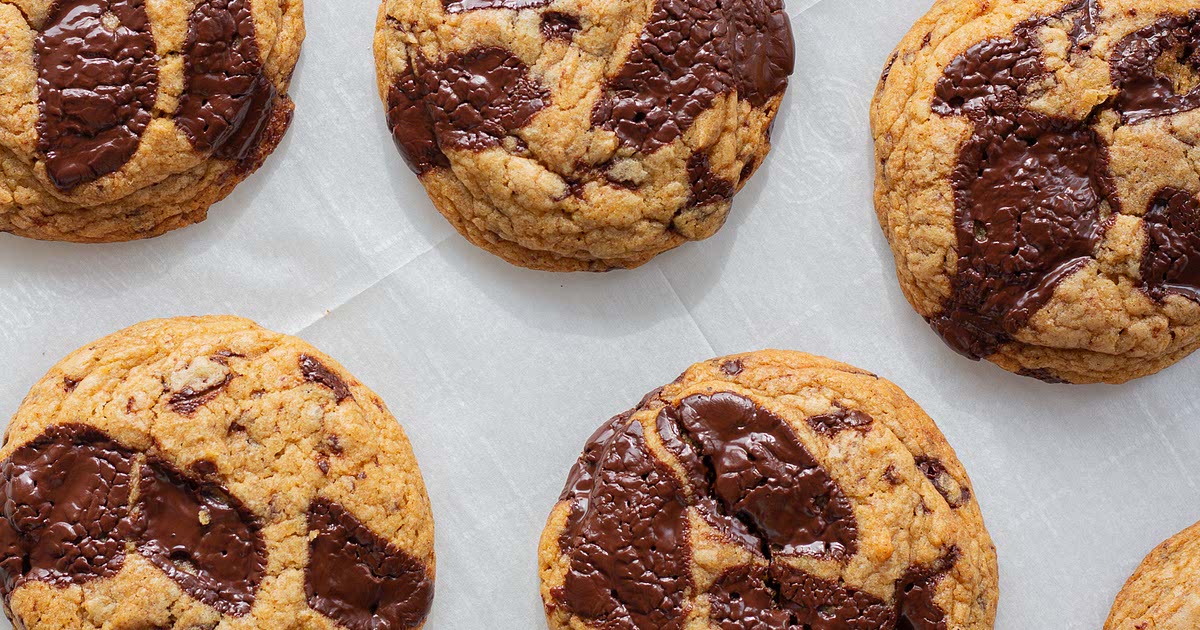 Burnt Miso (Brown Butter) Dark Chocolate Chip Cookies Recipe - Samsung Food