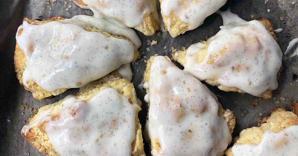 Starbucks Petite Vanilla Bean Scones - Copycat Recipe - Samsung Food