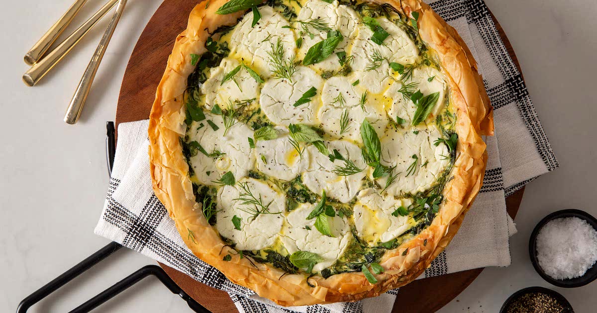 Arugula-Goat Cheese Phyllo Pie Recipe - Samsung Food
