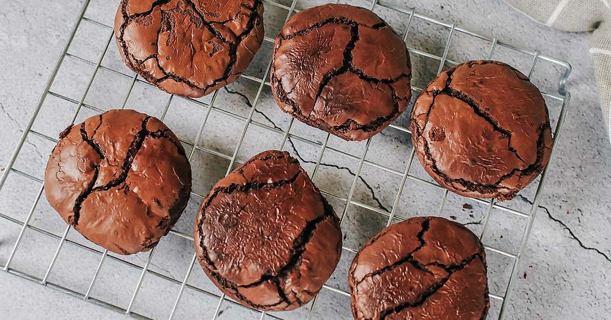 3-Ingredient Flourless Chocolate Cookie Recipe Is Gluten-free ...