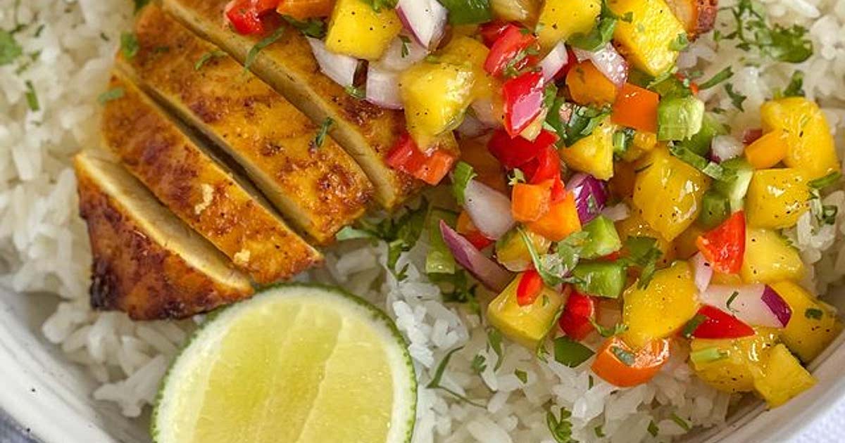 Air fryer chicken with a delicious mango salsa Recipe - Samsung Food
