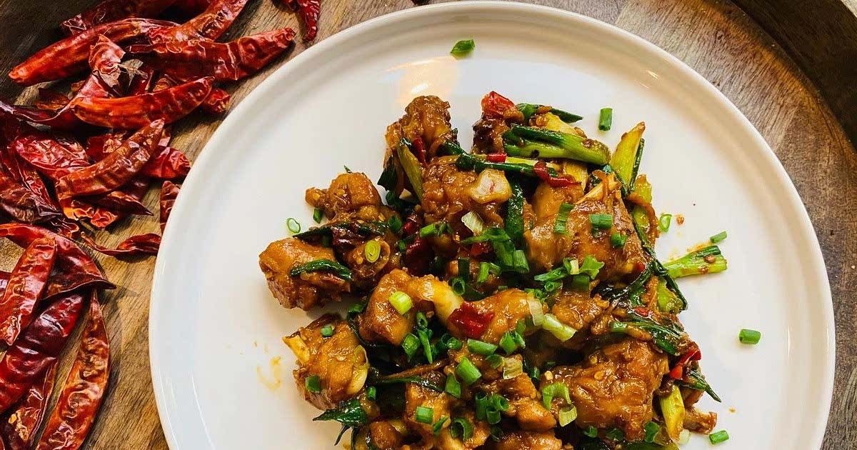 Alligator Stir Fry With Chili Sauce Recipe — Samsung Food