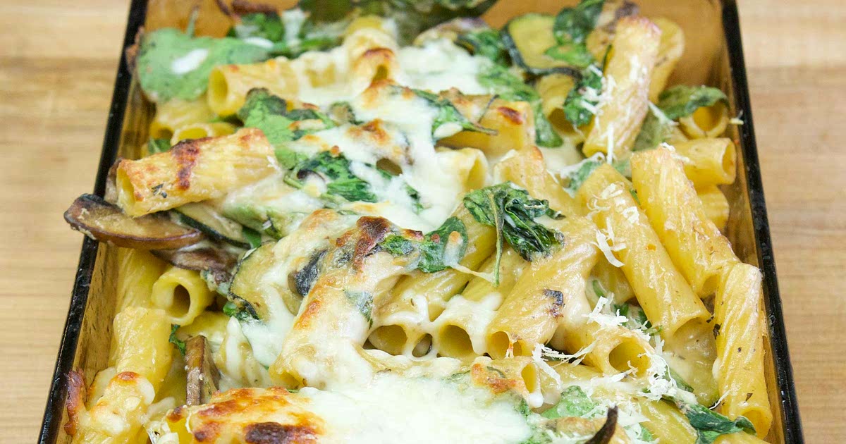 Creamy Zucchini & Spinach Rigatoni Recipe - Samsung Food