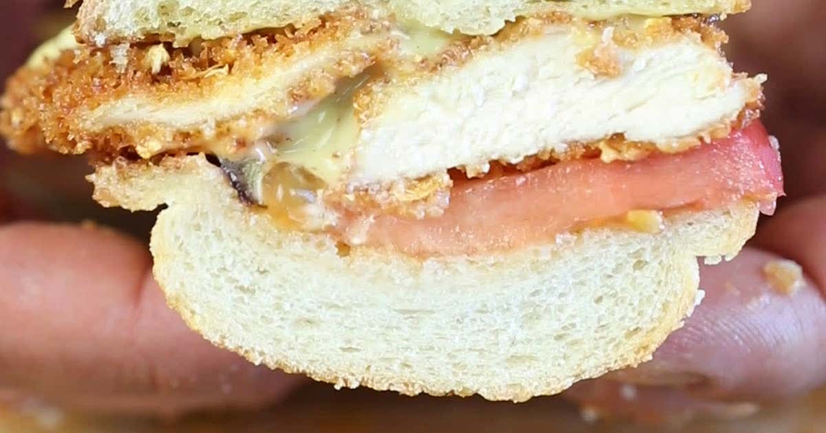 Spicy popcorn fried chicken sandwich Recipe - Samsung Food