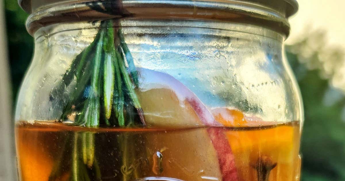 Apple Infused Rum — Buzzed Eats Recipe — Samsung Food