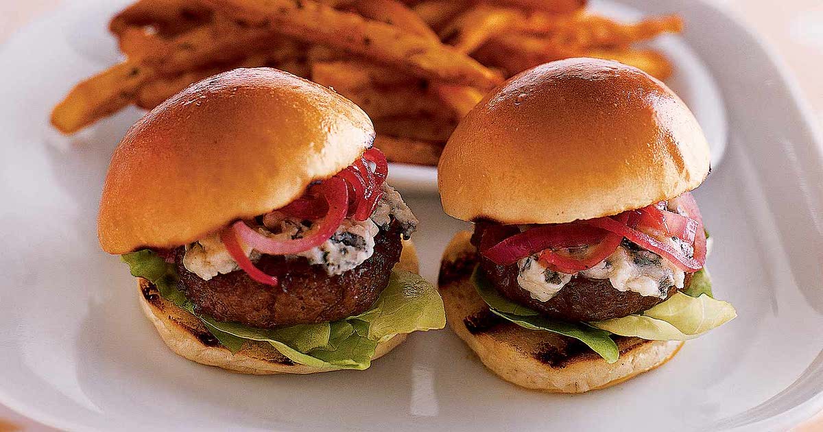 Stilton Sirloin Burgers with Onion Jam Recipe | Samsung Food App
