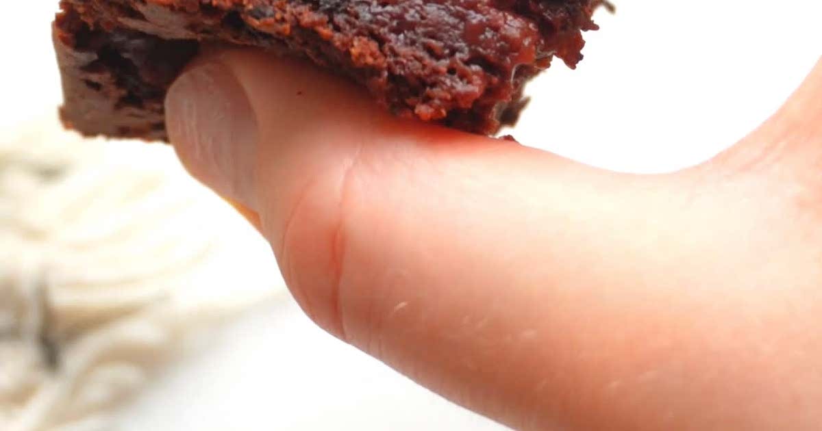 Easy 90-calorie Brownies Recipe — Samsung Food