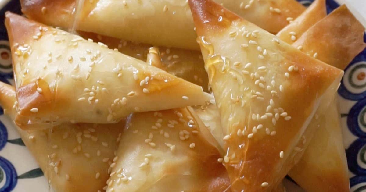 Tiropitakia (Mini Greek Feta Pies) Recipe - Samsung Food