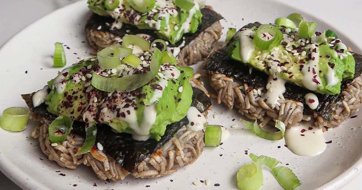 One Ingredient Crispy Noodle Cakes Recipe — Samsung Food