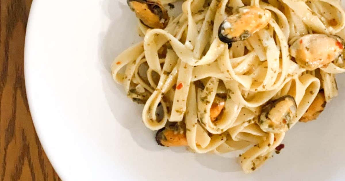 Mussel Pasta Recipe - Samsung Food