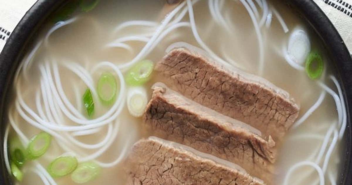 Seolleongtang (Ox Bone Soup) Recipe - Samsung Food