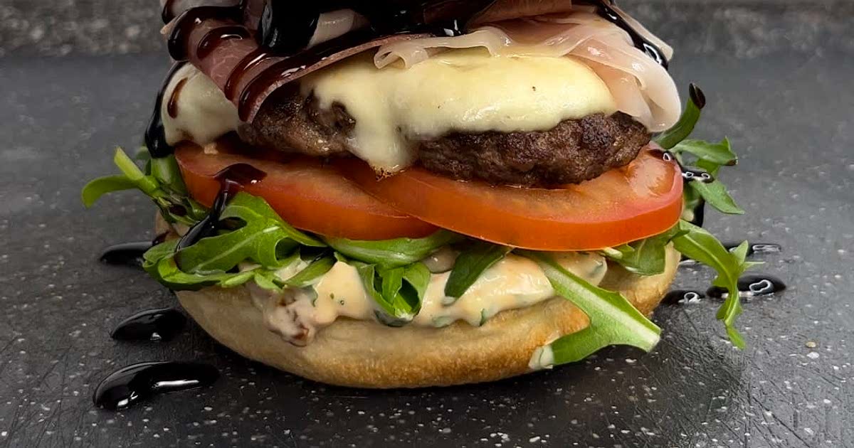 Italian style burger Recipe - Samsung Food