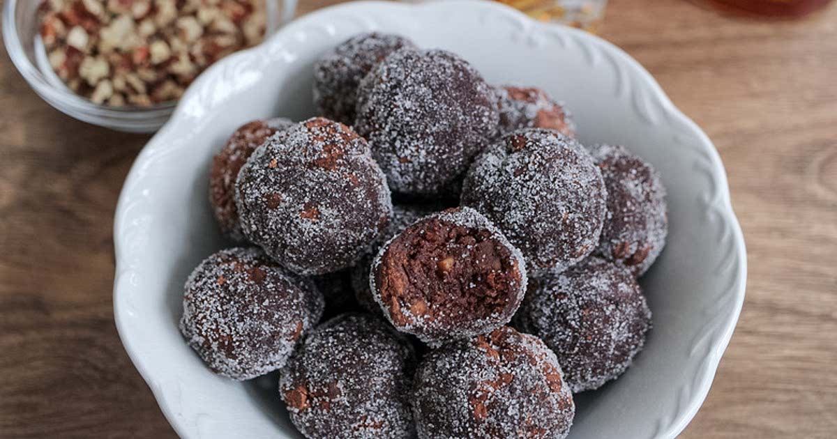 Kentucky Bourbon Balls Recipe - Samsung Food