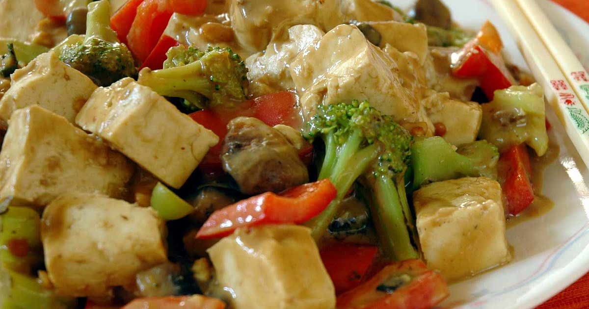 Tofu and Veggies in Peanut Sauce Recipe - Samsung Food