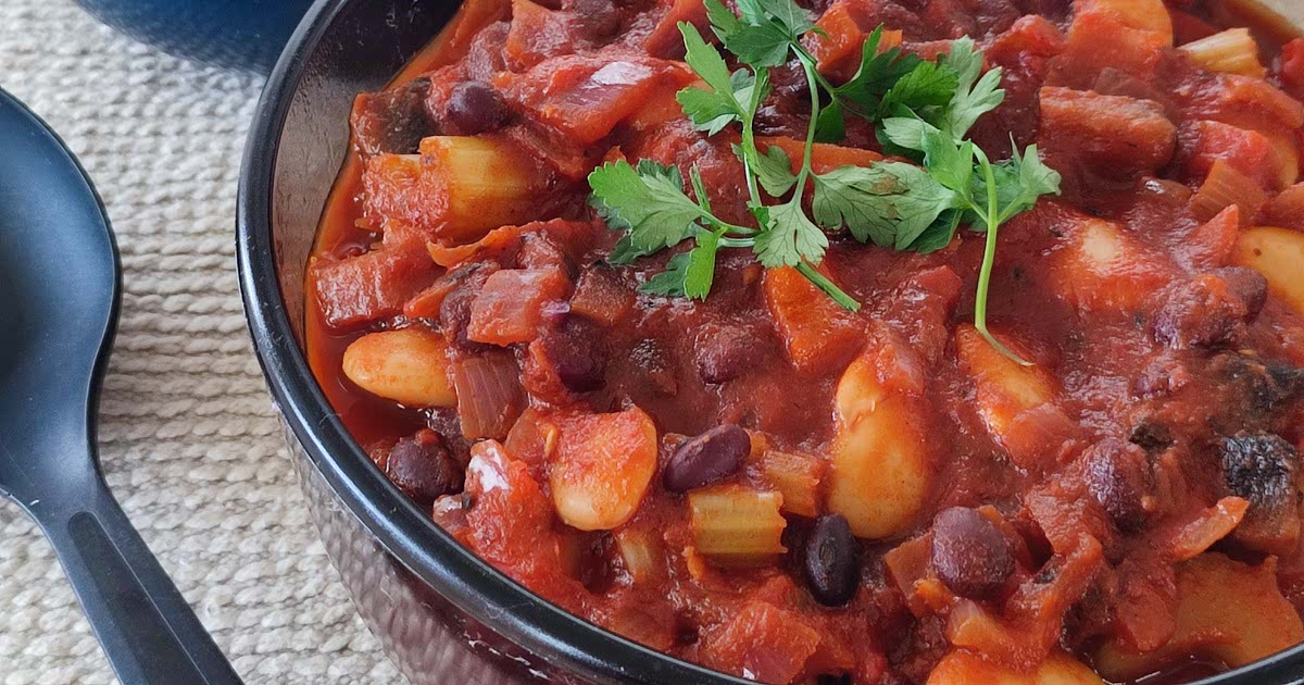 Spicy Three Bean Chilli (Vegan) Recipe - Samsung Food