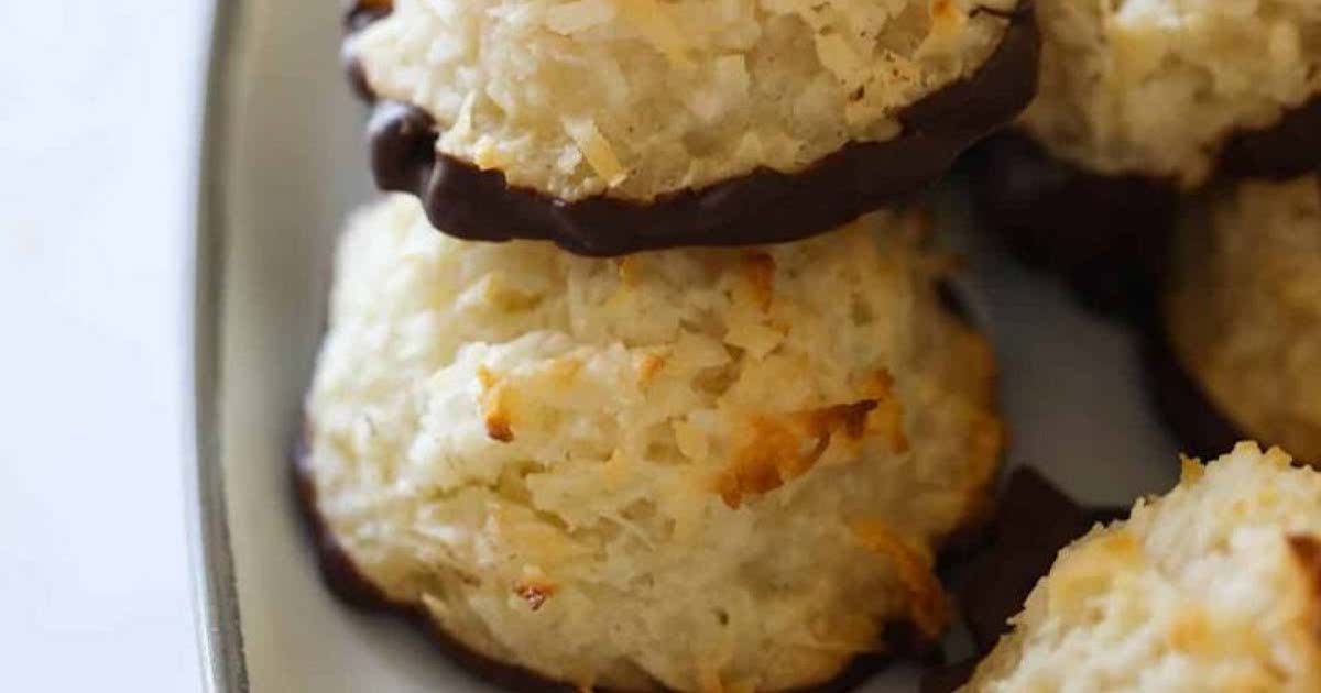 Coconut Macaroons with Condensed Milk Recipe — Samsung Food