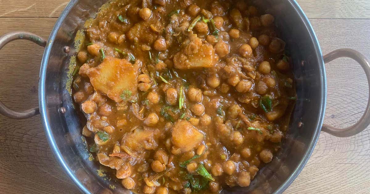 Aloo Cholay Recipe — Samsung Food
