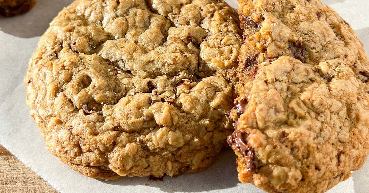 Single Serve Oatmeal Chocolate Chip Cookie Recipe — Samsung Food